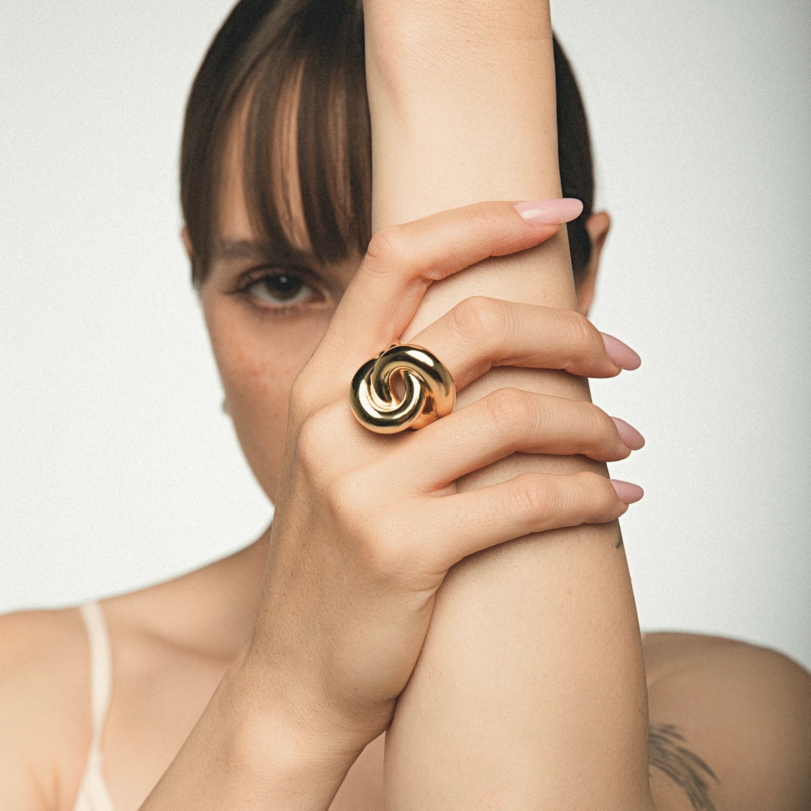 STEPHANIE RING – Vivyinrosa